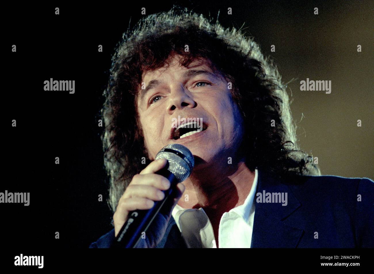 Cocciante images 1997 hi-res stock photography and images - Alamy