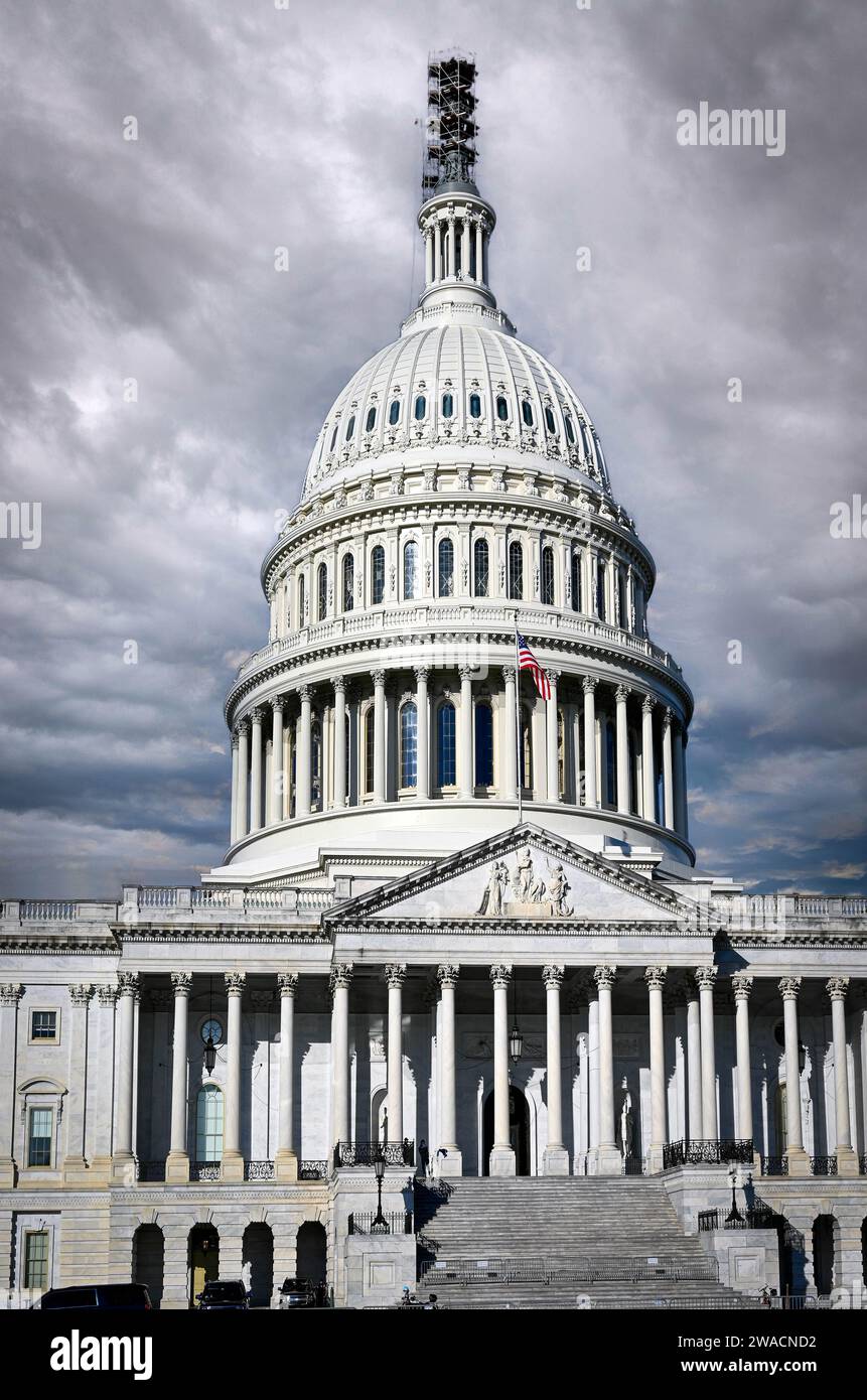 Neoclassical style, the US Capitol Building houses Federal business for ...