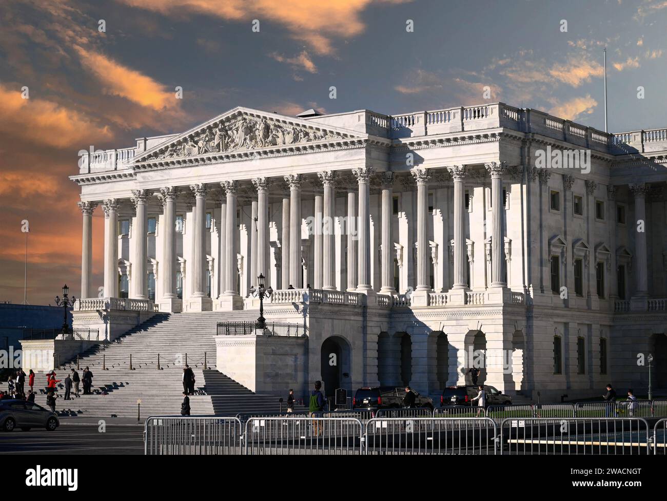 Neoclassical style, the US Capitol Building houses Federal business for ...