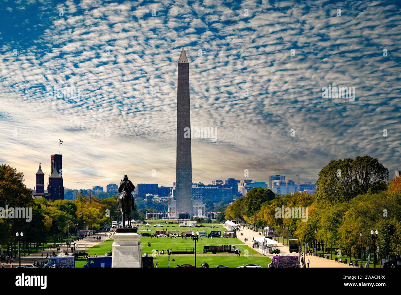 Washington dc mall statues hi-res stock photography and images - Alamy