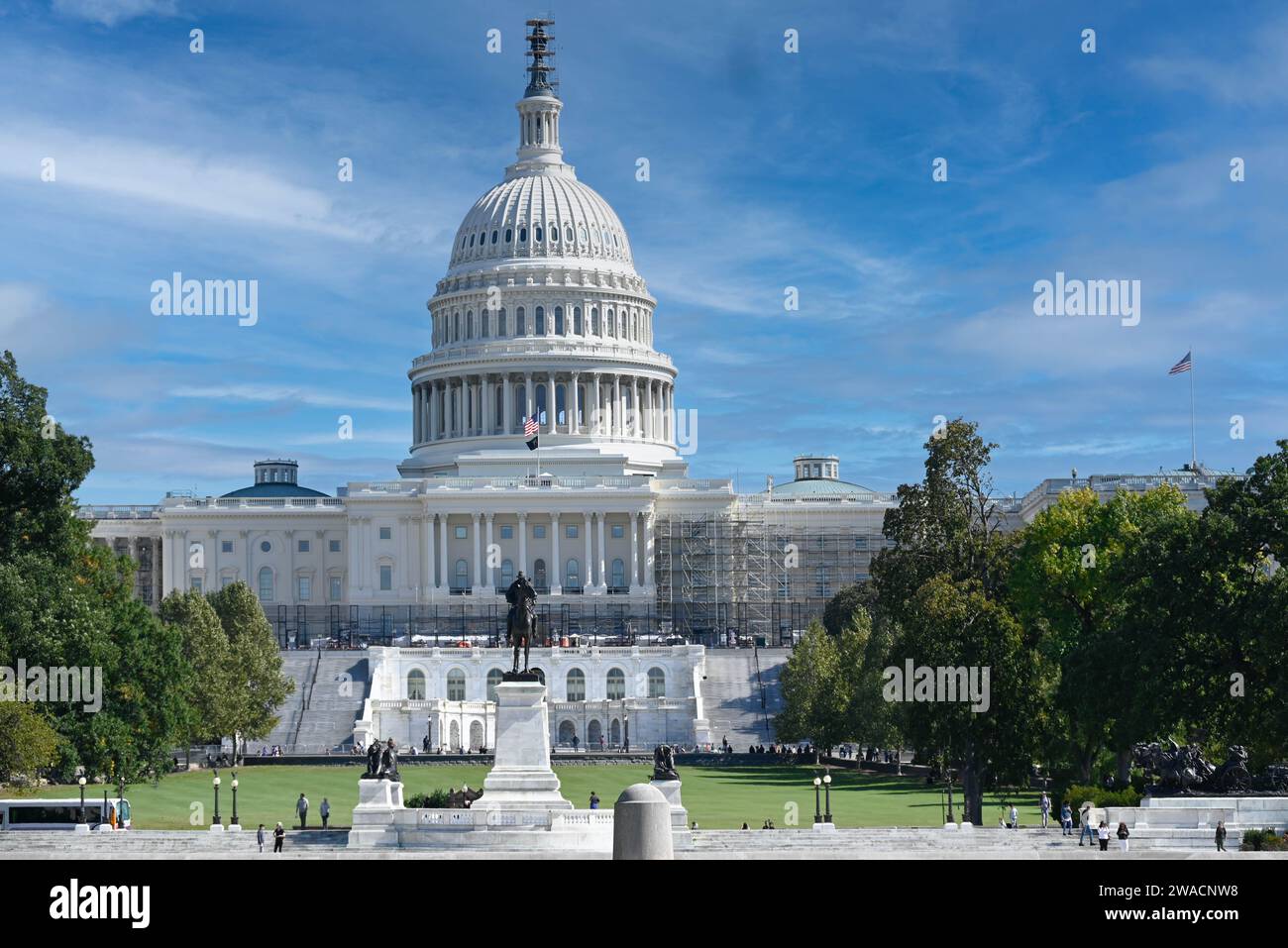 US Capitol Building, built in 19th Century neoclassical style, houses ...