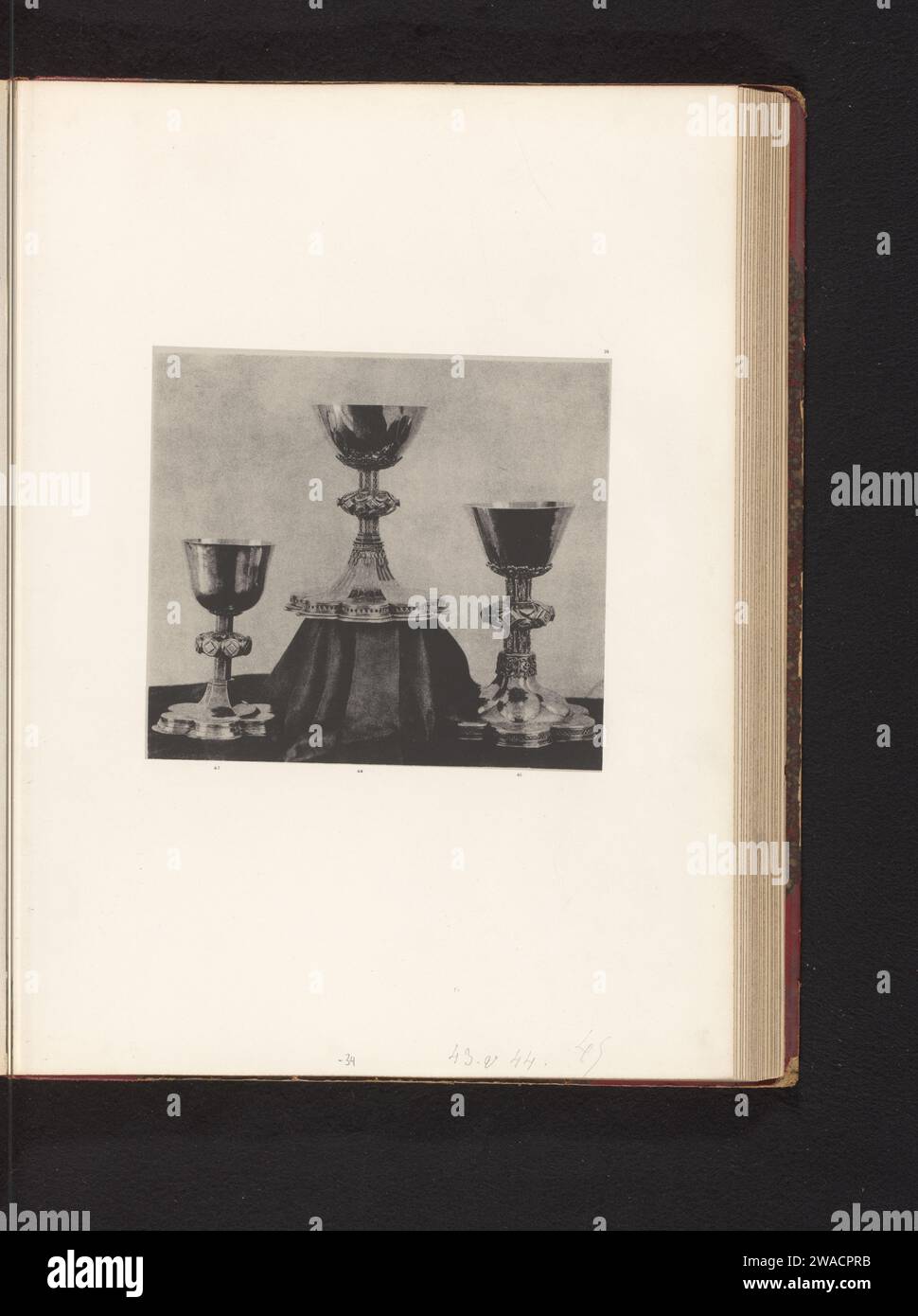 Three gilded Kelken, prepared at an exhibition on religious objects ...