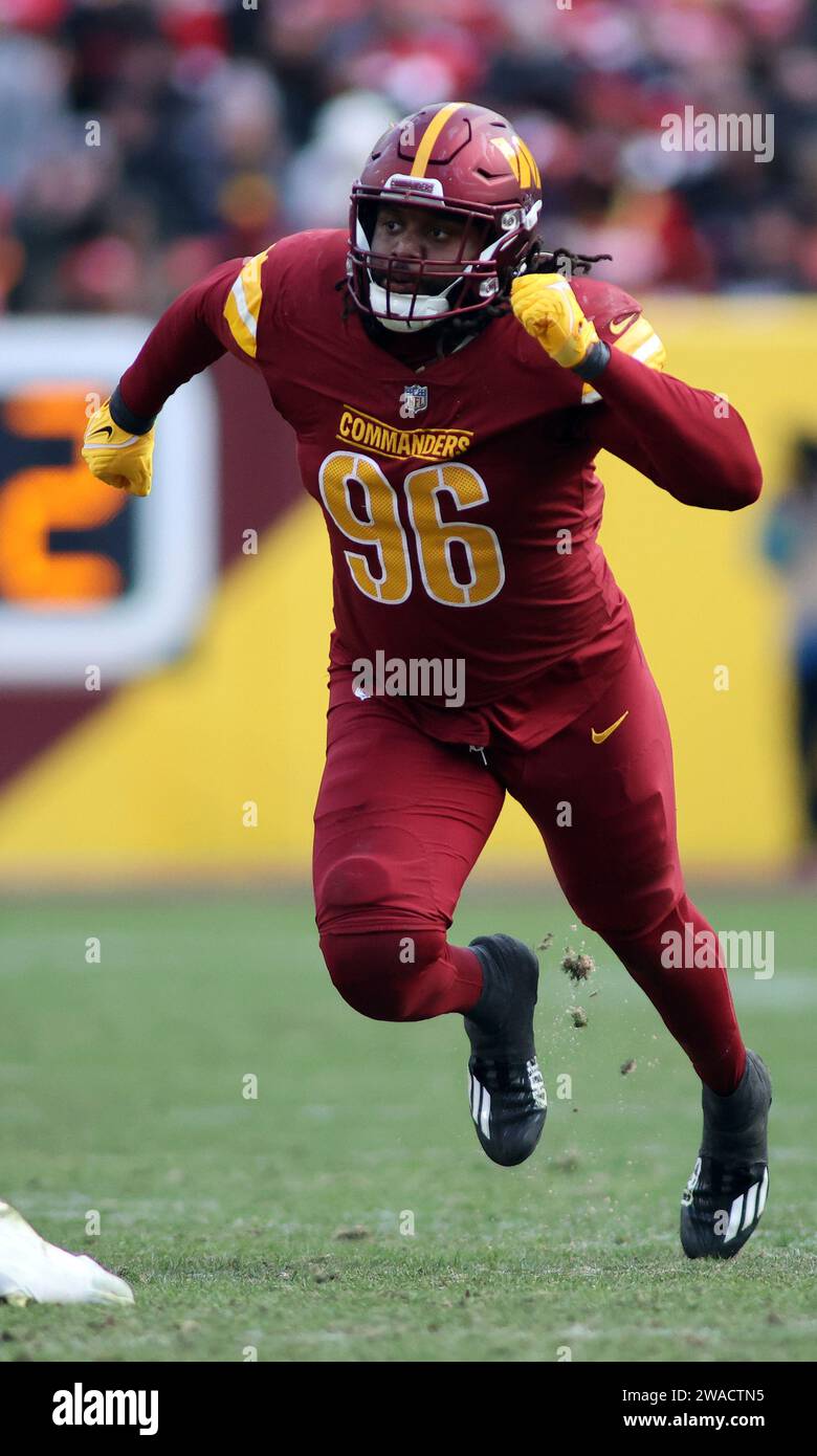 Washington Commanders defensive end James Smith-Williams (96) runs ...