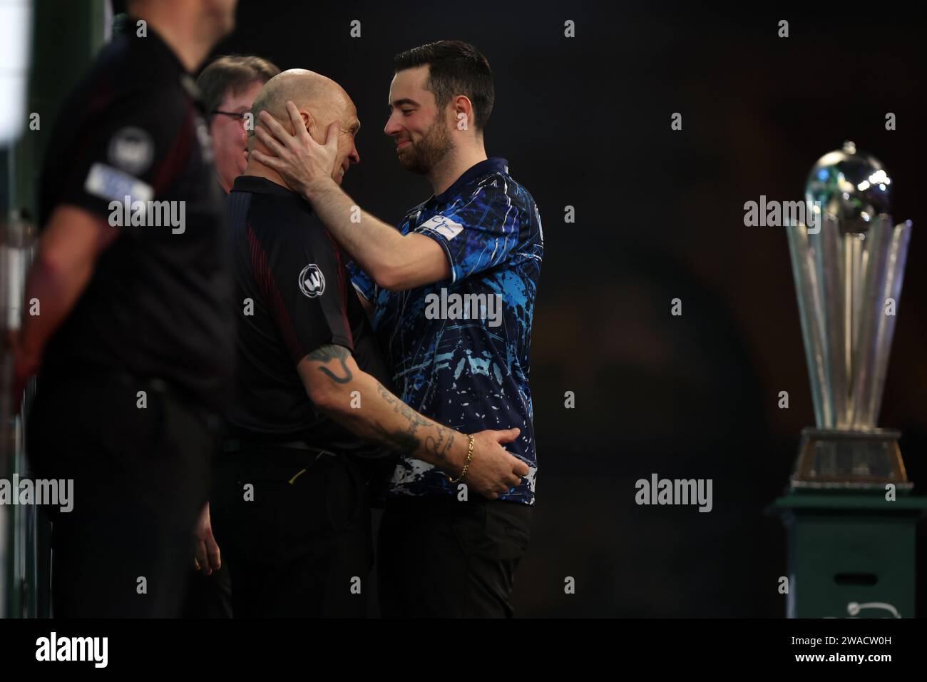 Alexandra Palace, London, UK. 3rd Jan, 2024. 2023/24 PDC Paddy Power ...