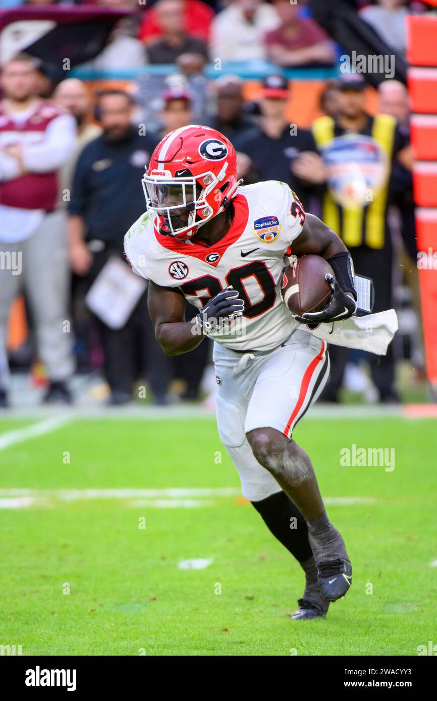 MIAMI GARDENS, FL - DECEMBER 30: Georgia running back Daijun Edwards ...