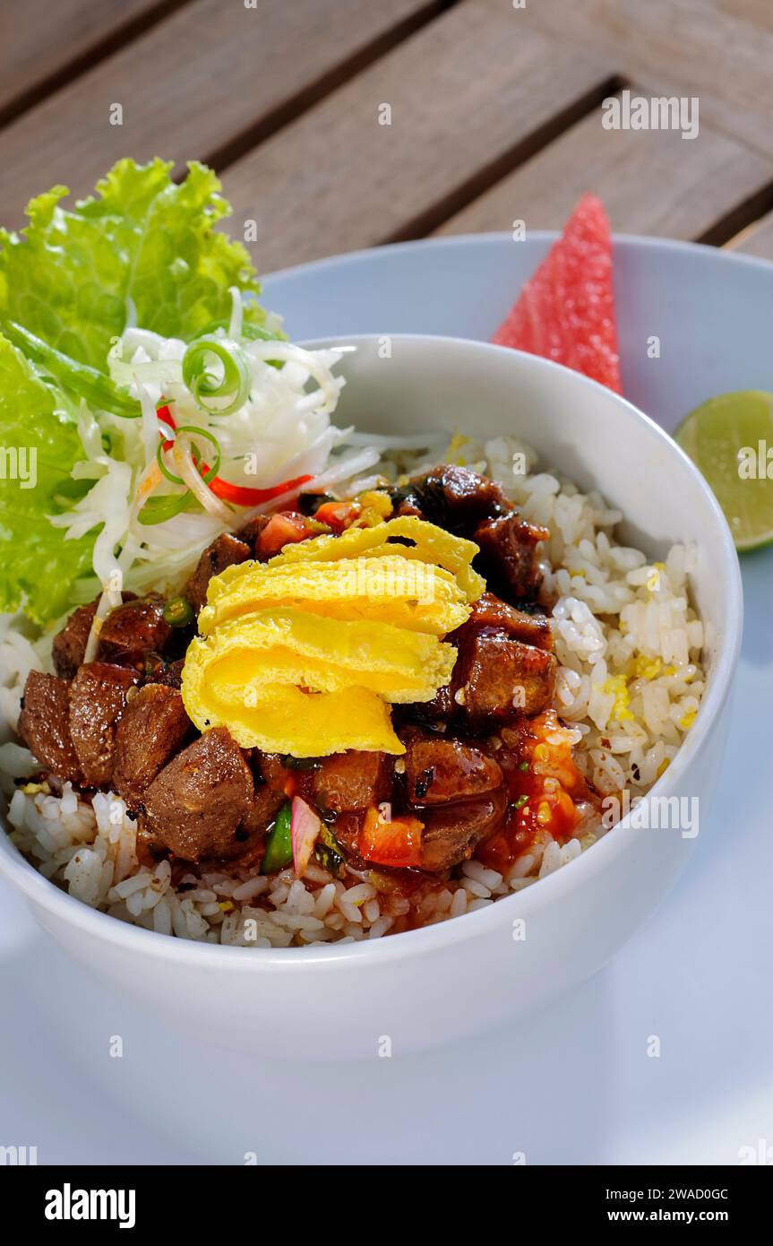 Egg noodles indonesia hi-res stock photography and images - Alamy