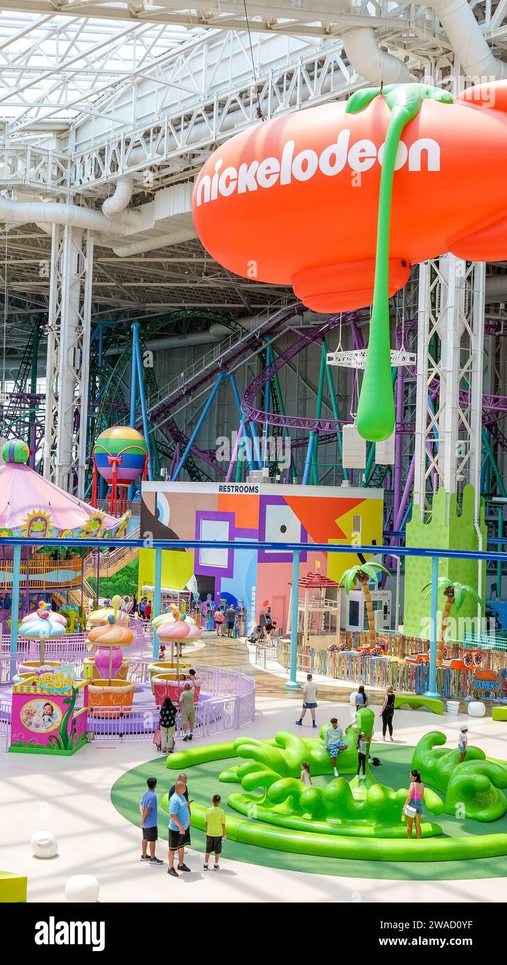 Nickelodeon Universe amusement park at the American Dreams mall ...
