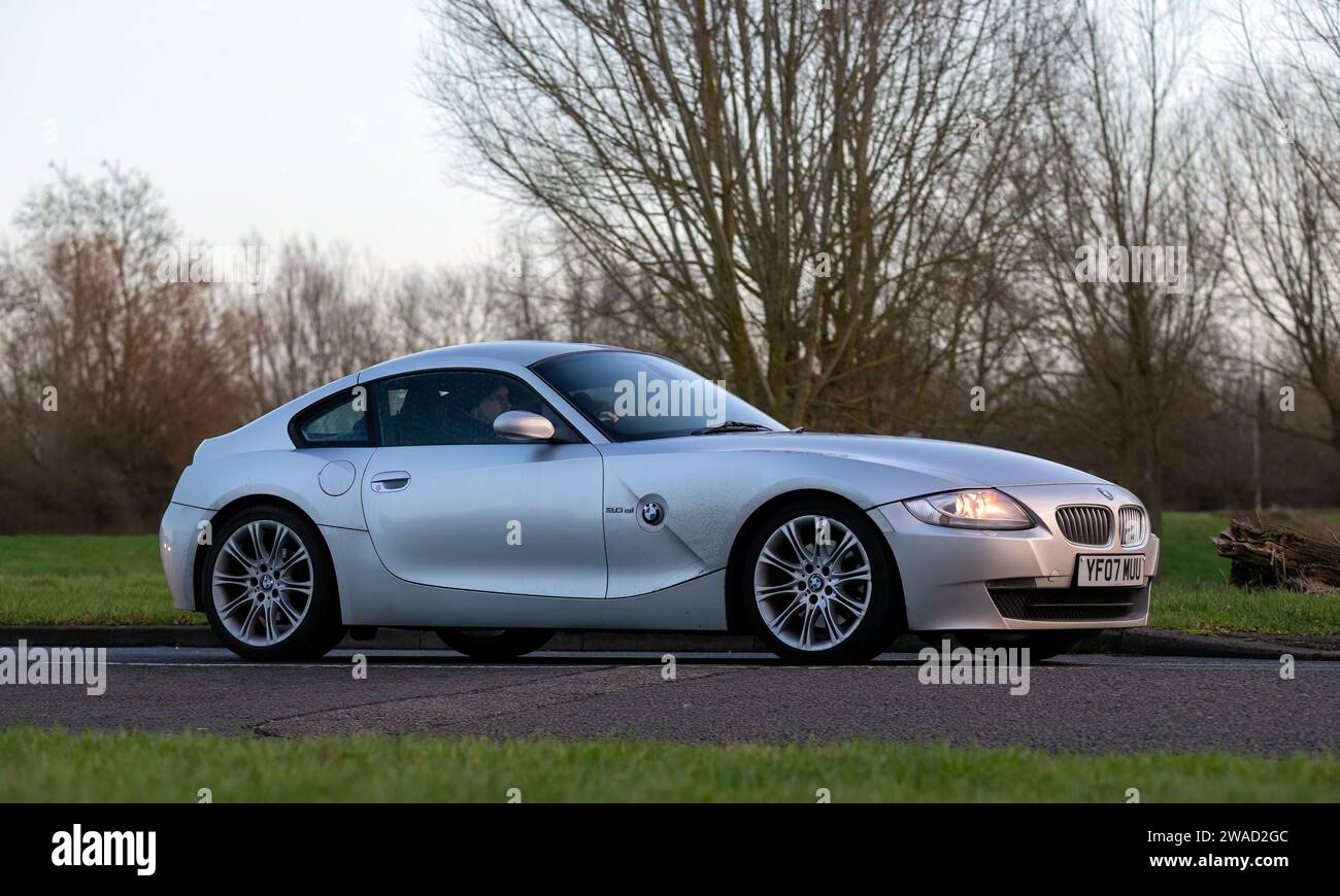 Stony Stratford,UK Jan 1st 2024. 2007 silver BMW Z4 car arriving at Stony Stratford for the ...