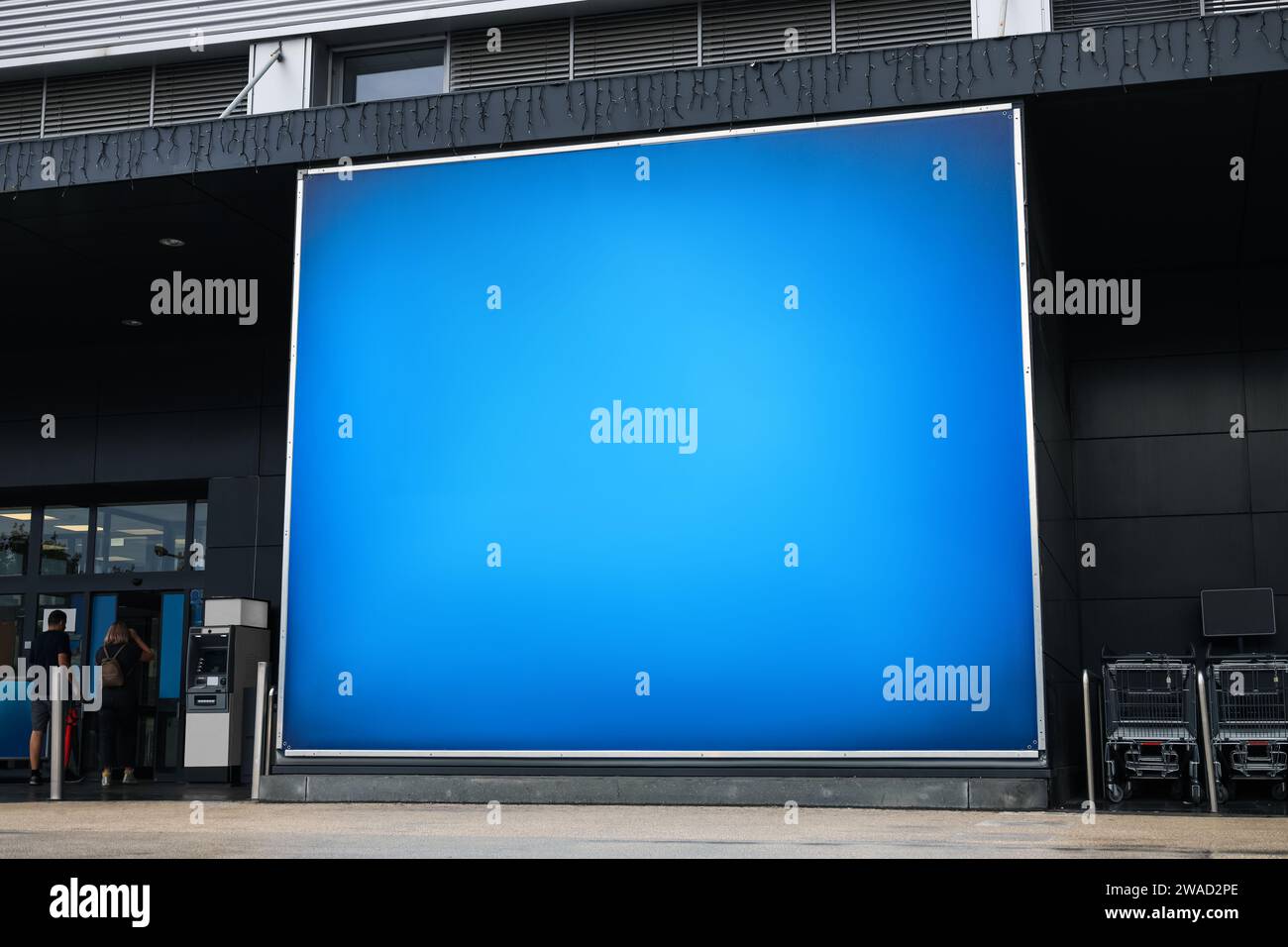 Banner on building hi-res stock photography and images - Alamy