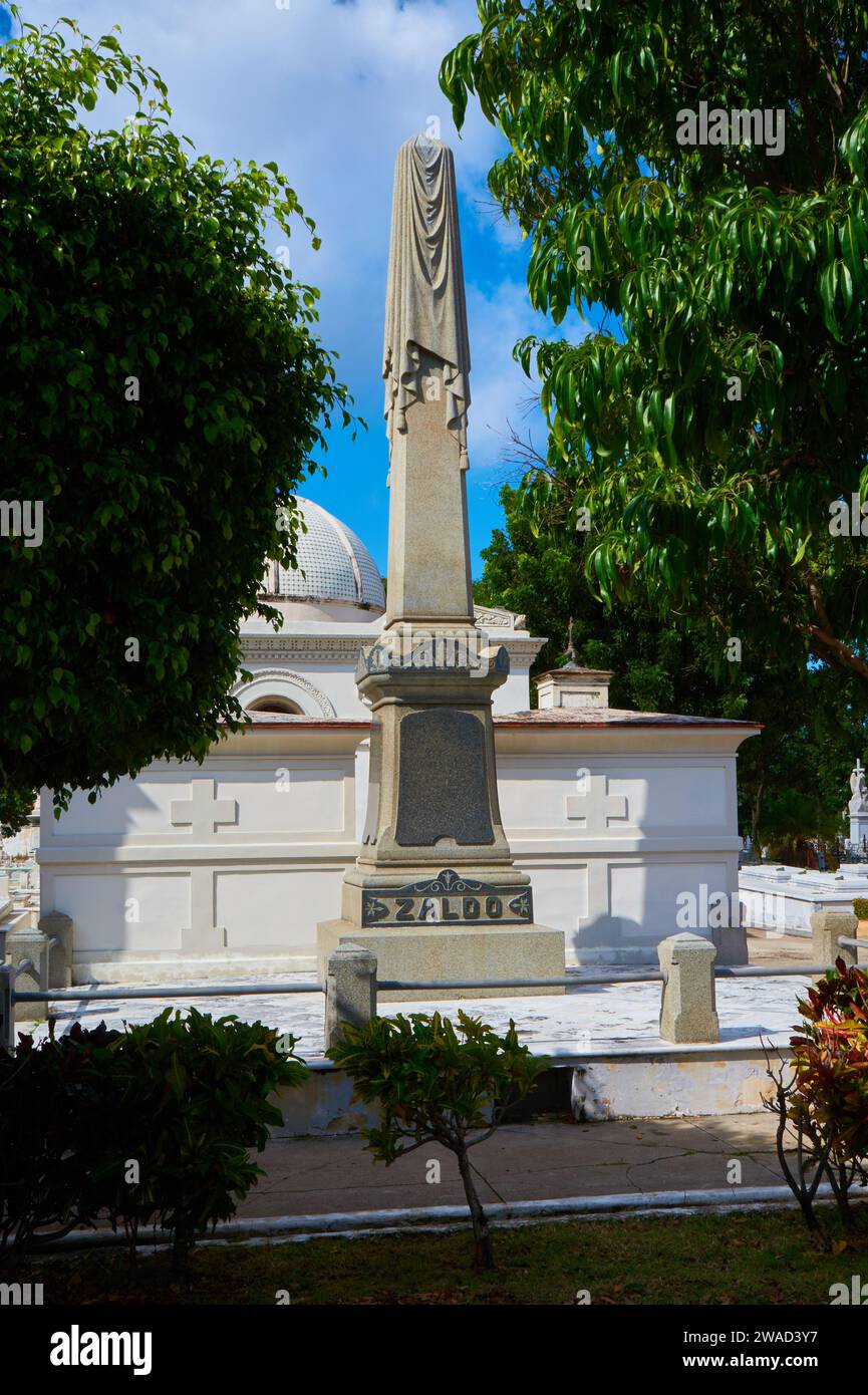 COLON CEMETERY, ONE OF THE BIGGEST CEMETERIES IN THE WORLD Stock Photo ...