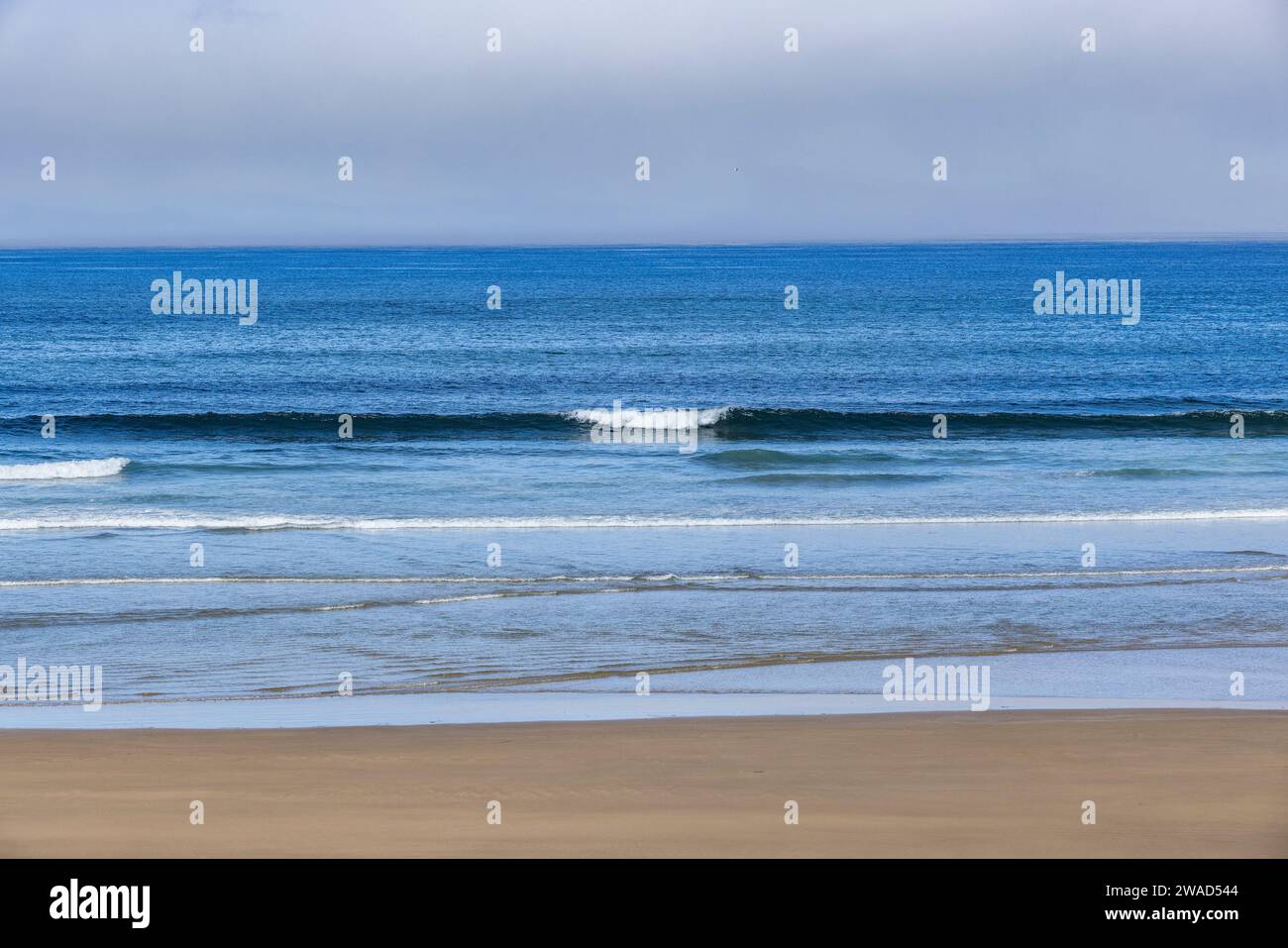 USA, Oregon, Calm sea at Cannon Beach Stock Photo - Alamy