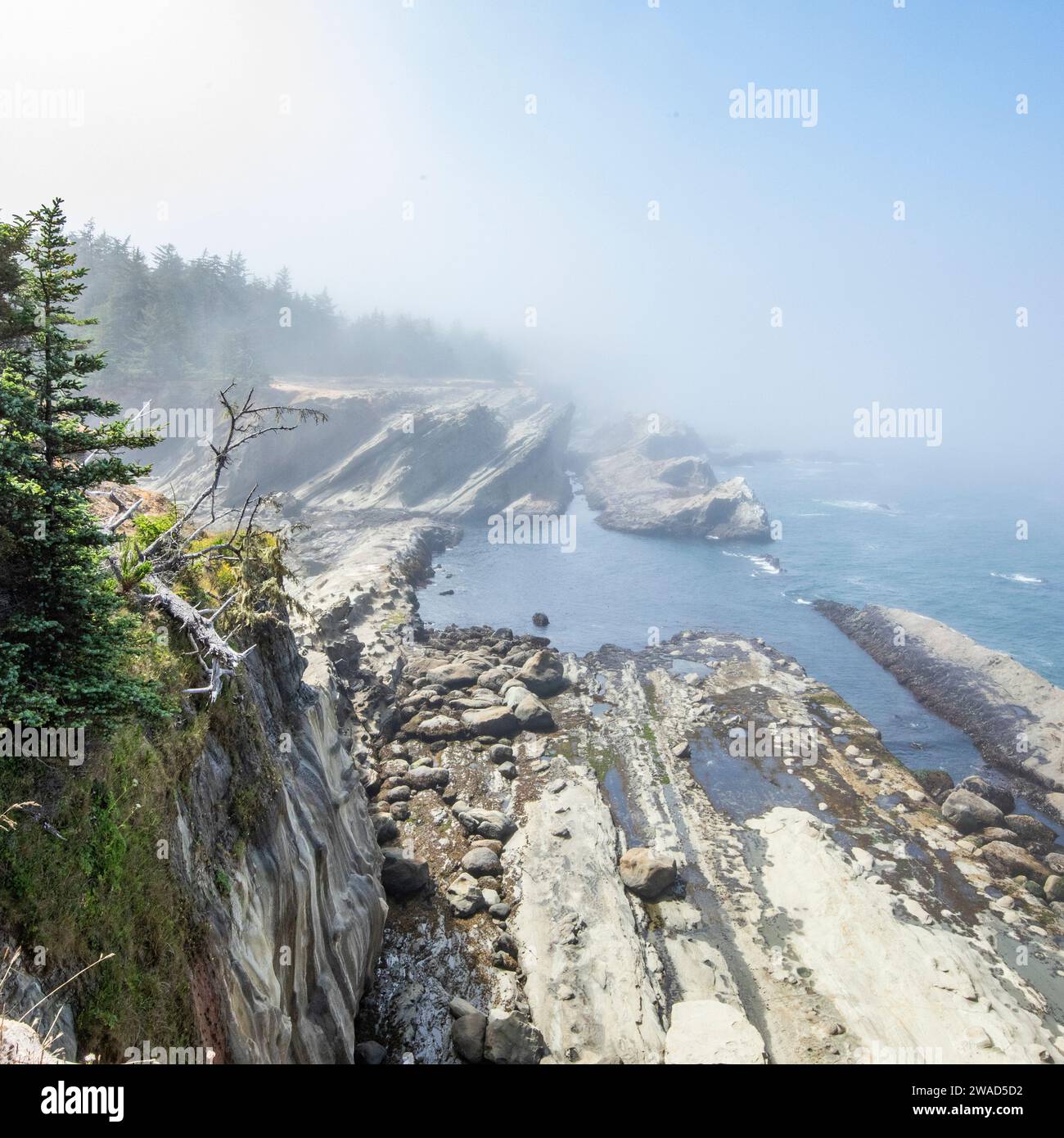USA, Oregon, Coos Bay, High angle of rock formations along coast Stock ...