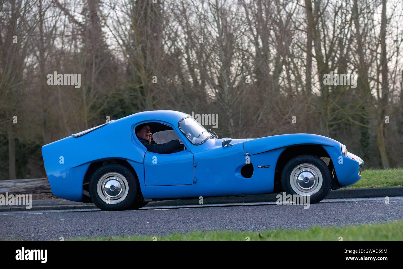 Stony Stratford,UK Jan 1st 2024.1961 blue Tempest Tornado car arriving ...