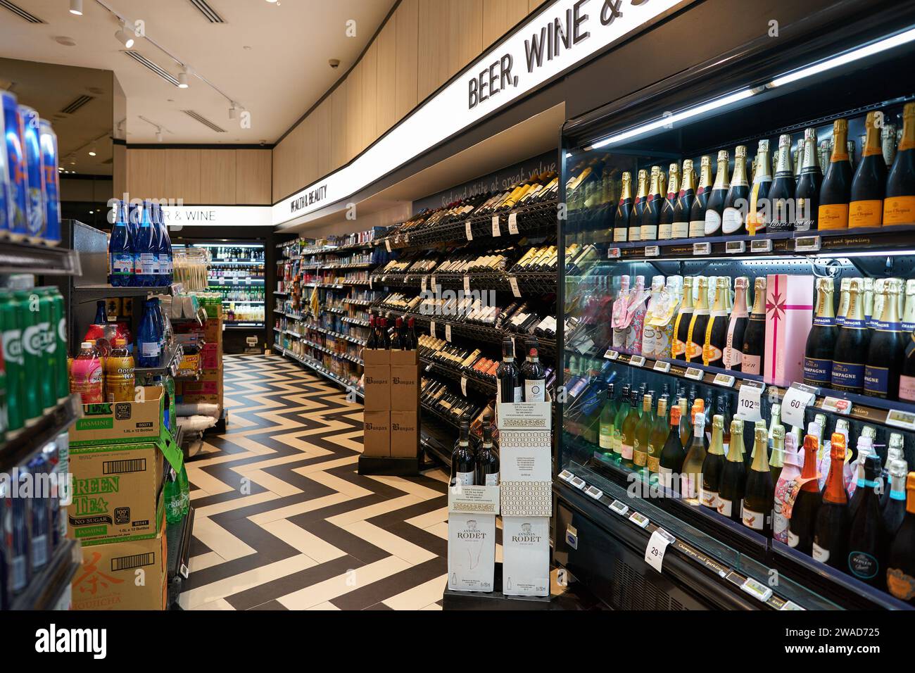 SINGAPORE - NOVEMBER 05, 2023: Jasons Deli at the Shoppes at Marina Bay ...