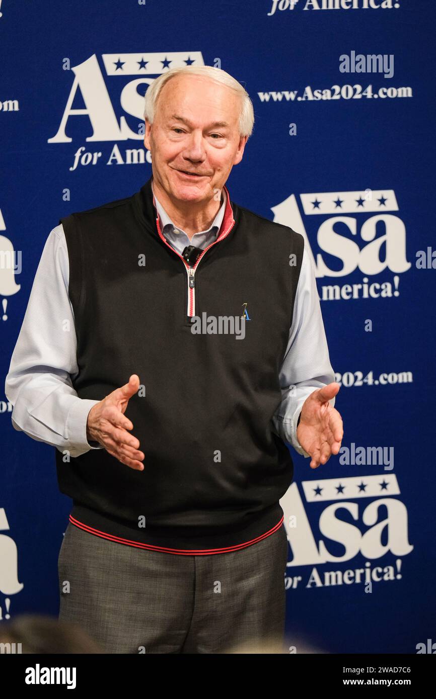 Des Moines Iowa Usa 3rd Jan 2024 Former Arkansas Governor And