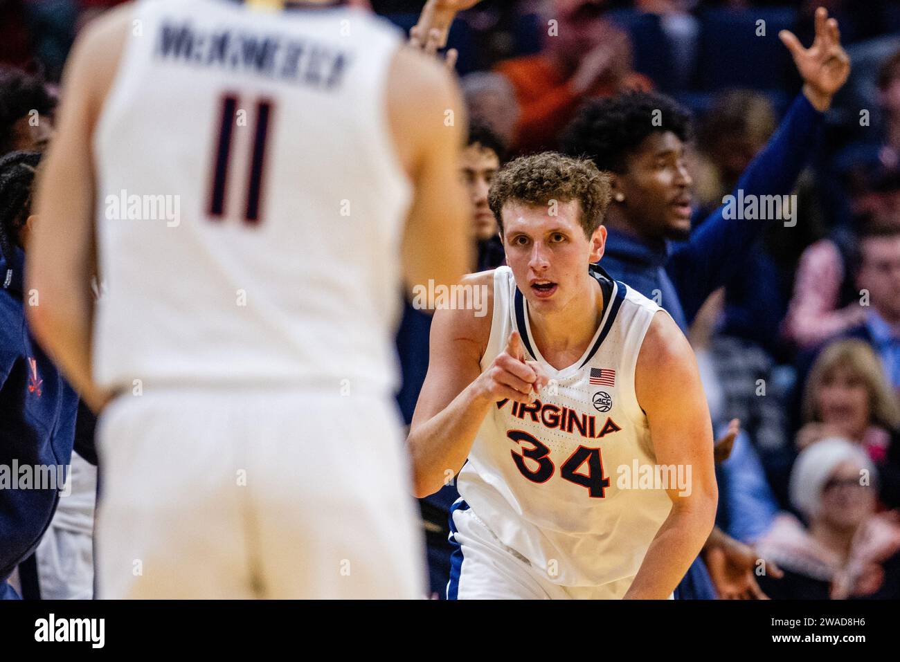 Charlottesville, VA, USA. 3rd Jan, 2024. Virginia Cavaliers forward ...