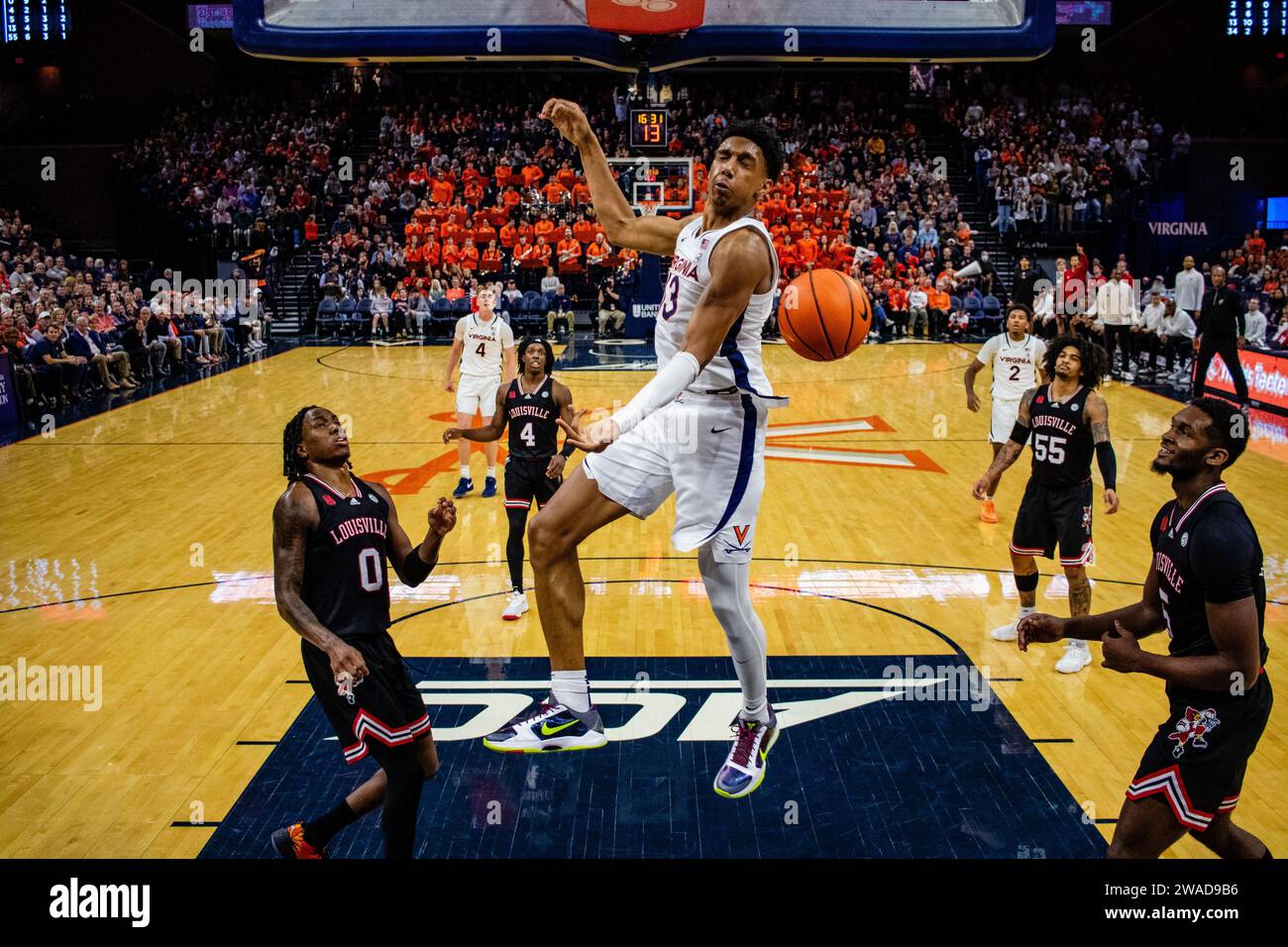Charlottesville, VA, USA. 3rd Jan, 2024. Virginia Cavaliers guard Ryan ...