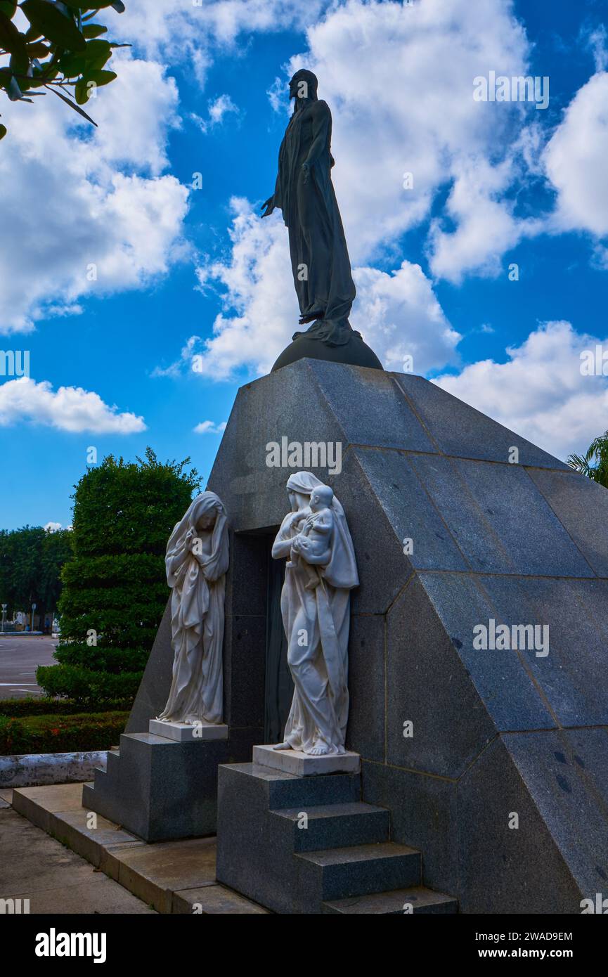 COLON CEMETERY, ONE OF THE BIGGEST CEMETERIES IN THE WORLD Stock Photo ...