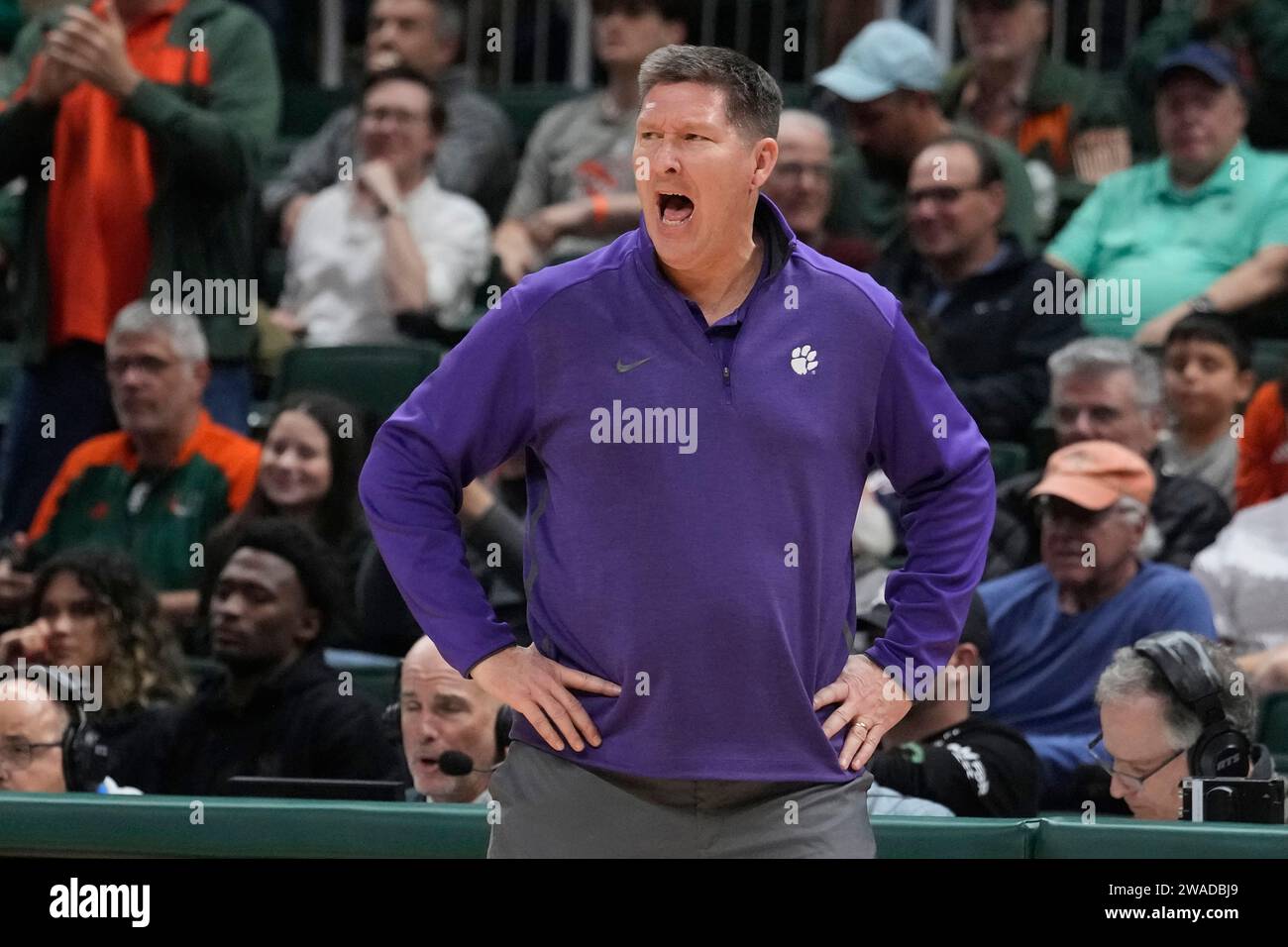 Clemson head coach Brad Brownell yells from the sidelines during the ...
