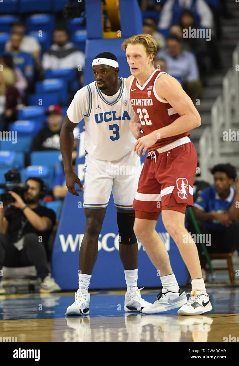 LOS ANGELES, CA - JANUARY 03: UCLA Bruins forward Adem Bona (3) defends ...