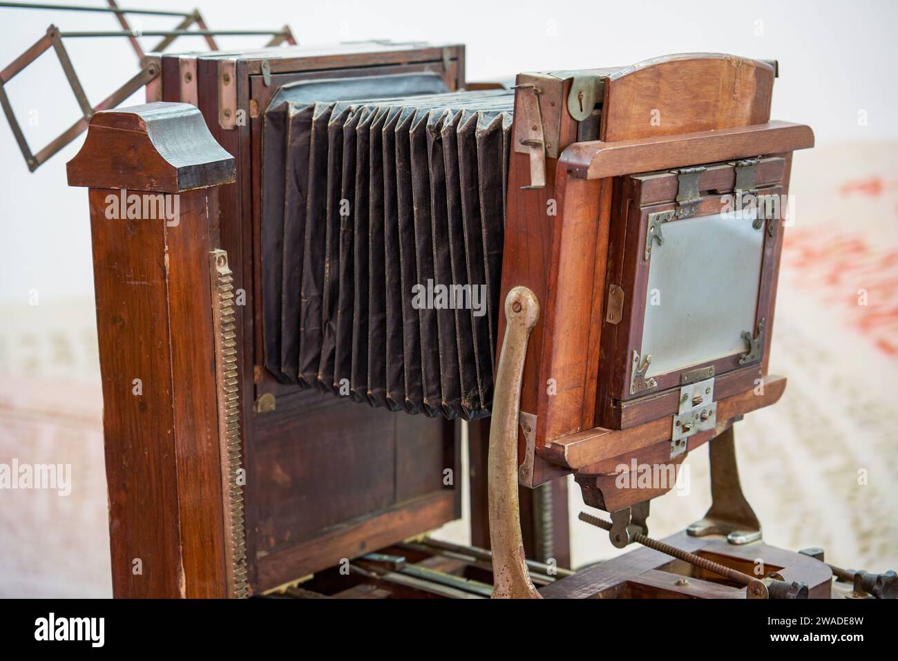 An old retro film camera Stock Photo - Alamy