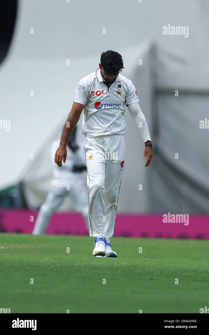 Cricket disappointed hi-res stock photography and images - Alamy