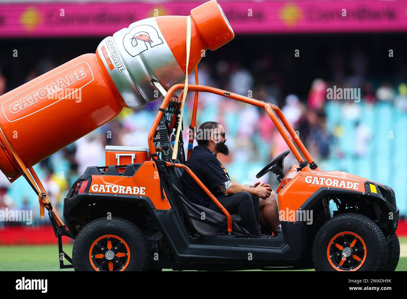 Gatorade drinks hi-res stock photography and images - Alamy