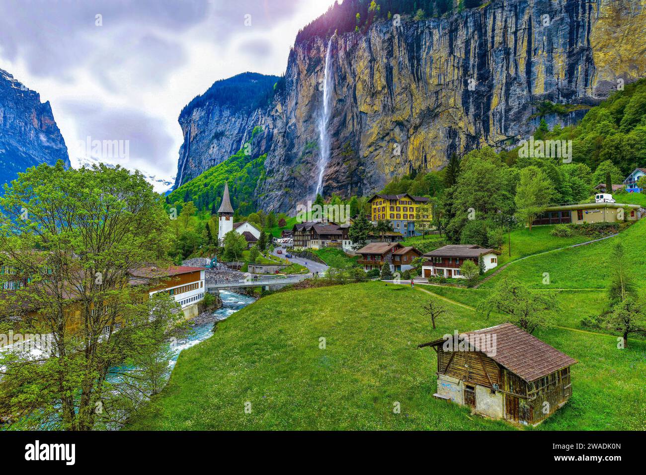 Panoramic view of Lauterbrunnen valley and Staubbach Fall in Swiss Alps ...