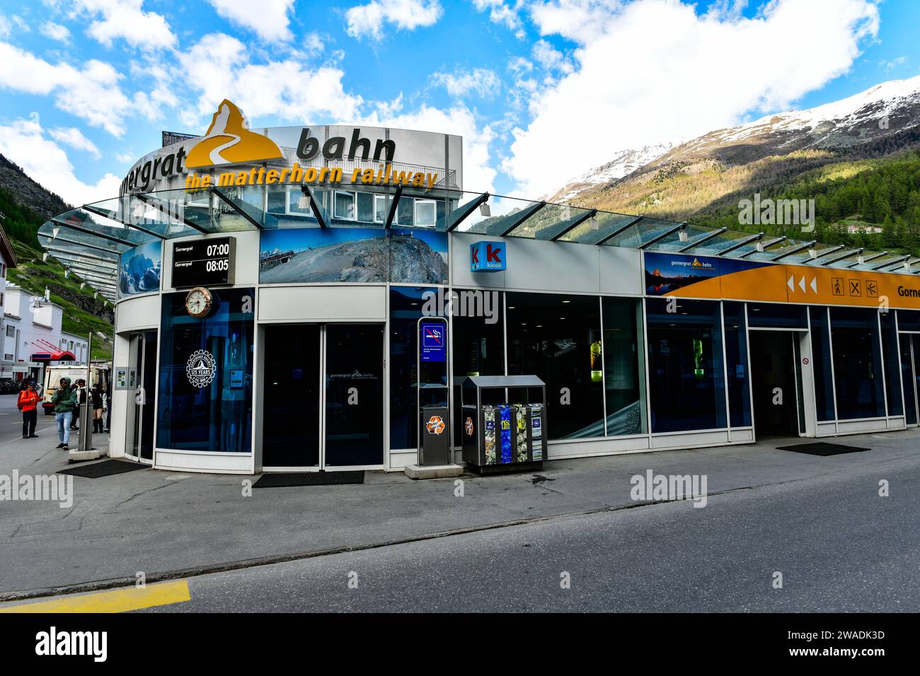 Zermatt train station hi-res stock photography and images - Alamy
