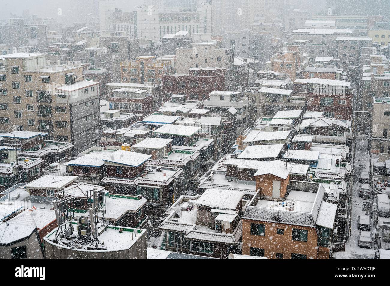 Seoul weather hi-res stock photography and images - Alamy