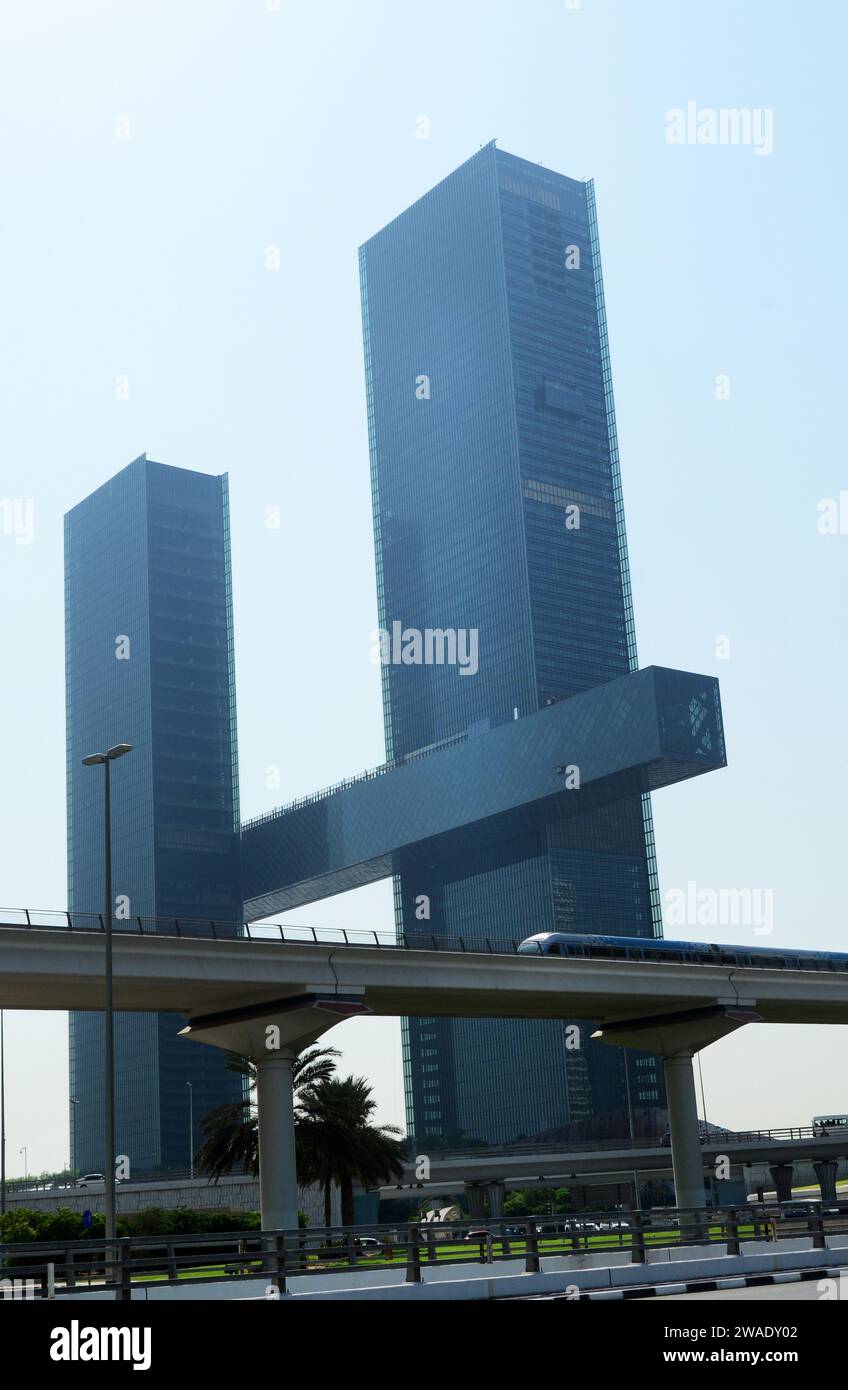 One zaabeel tower hi-res stock photography and images - Alamy