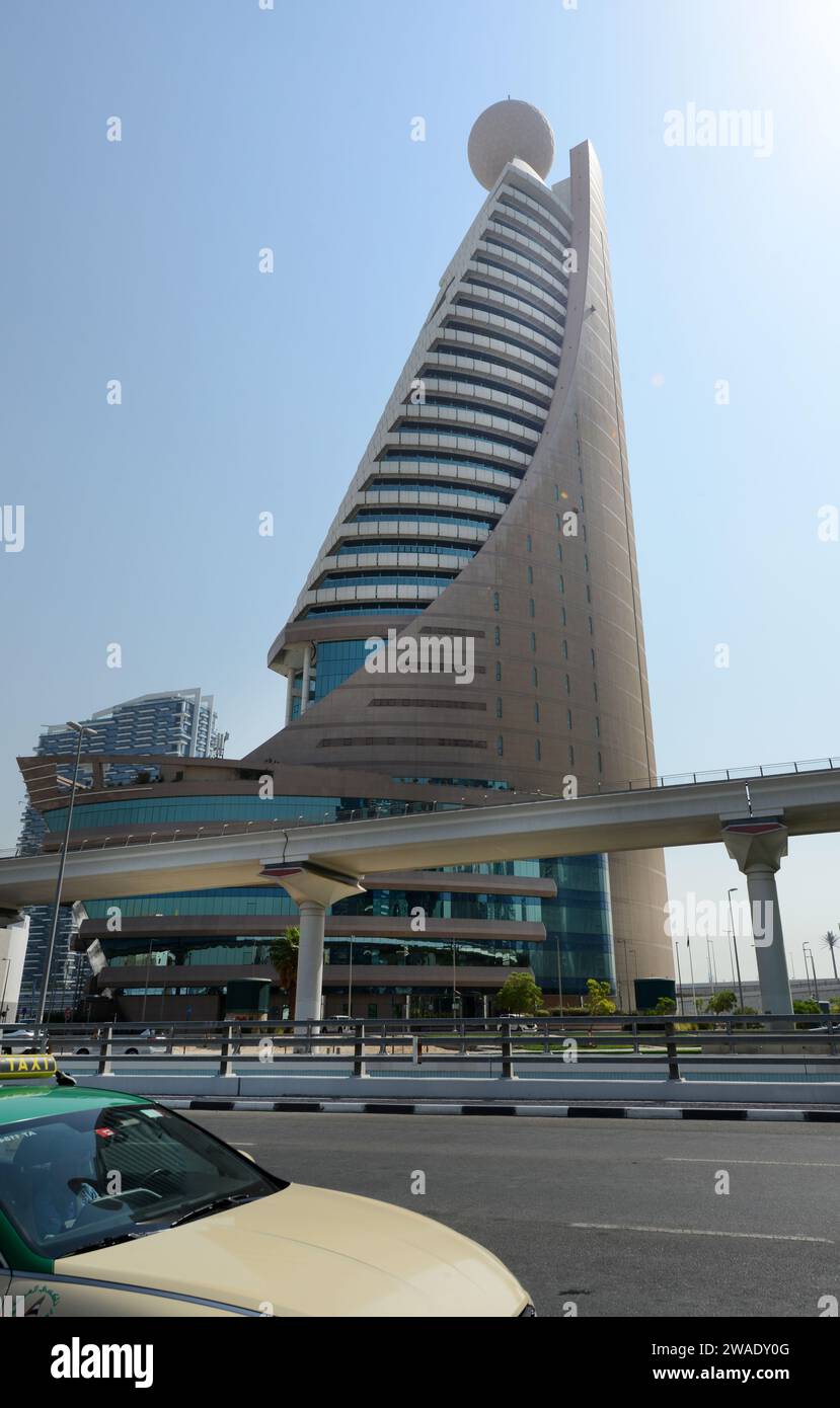Etisalat Tower 2 building on Sheikh Zayed Road in Dubai, UAE Stock ...