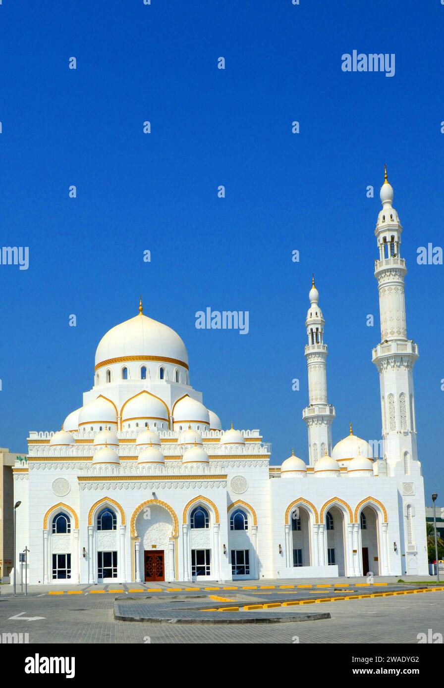 The Sheikh Rashid Bin Mohammed Masjid in Dubai, UAE Stock Photo - Alamy