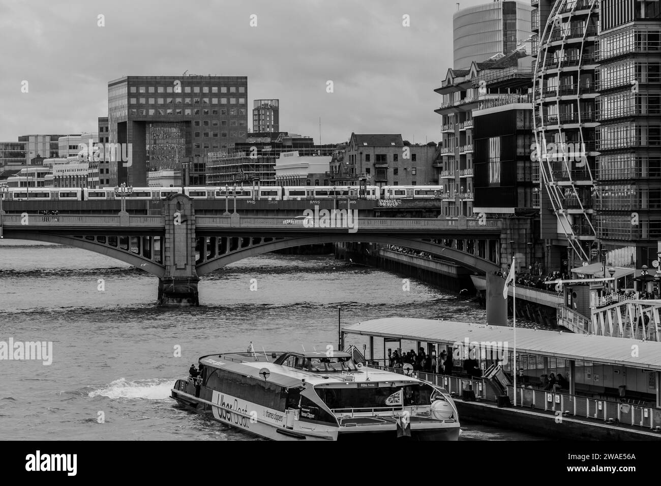 Festive season london Black and White Stock Photos & Images - Alamy