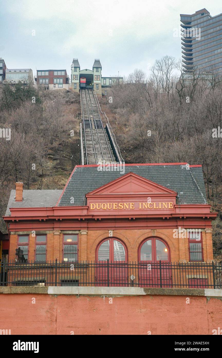 Duquesne incline in pittsburgh hi-res stock photography and images - Alamy