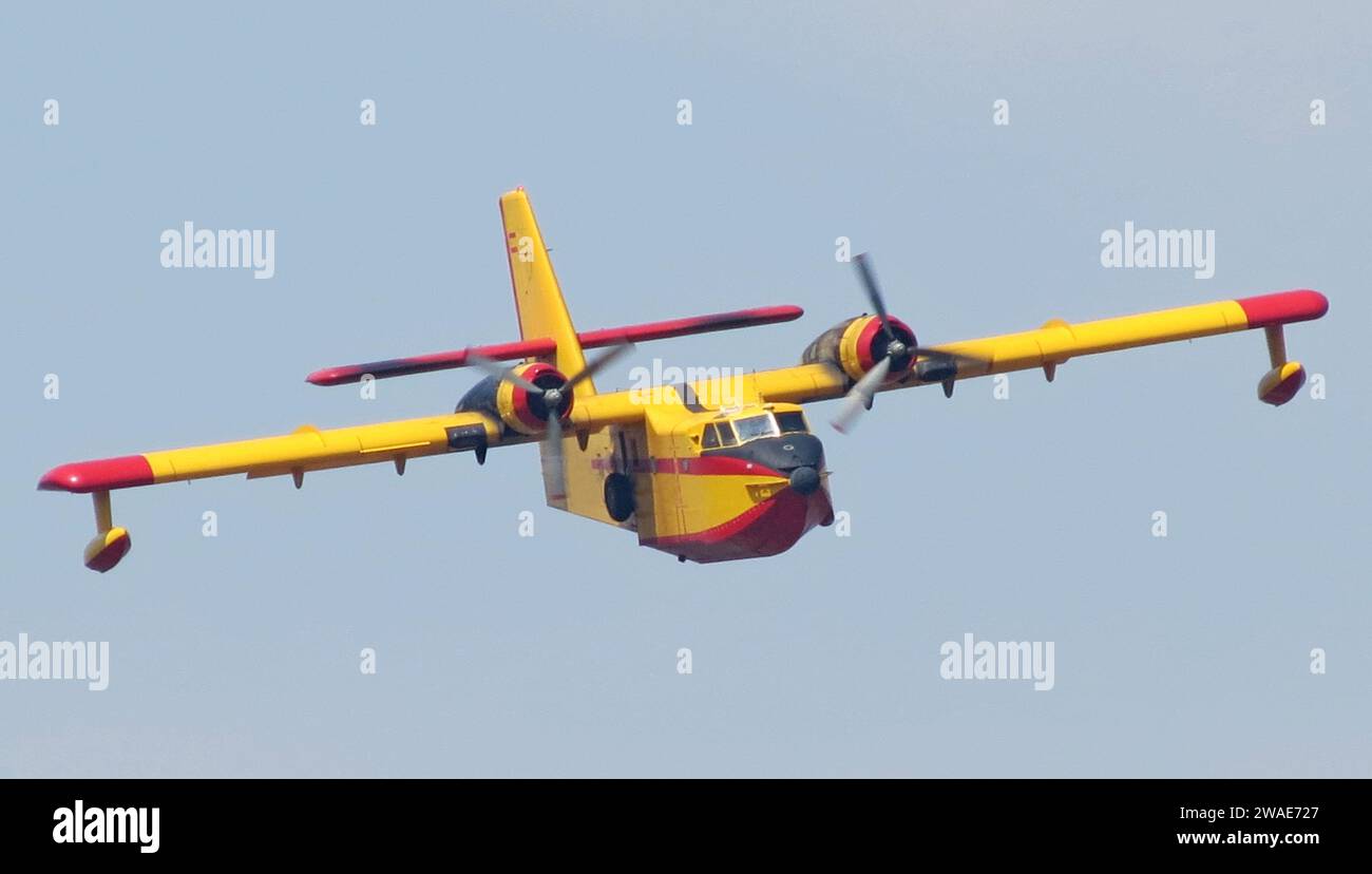 Closeup firefighting aircraft in hi-res stock photography and images ...