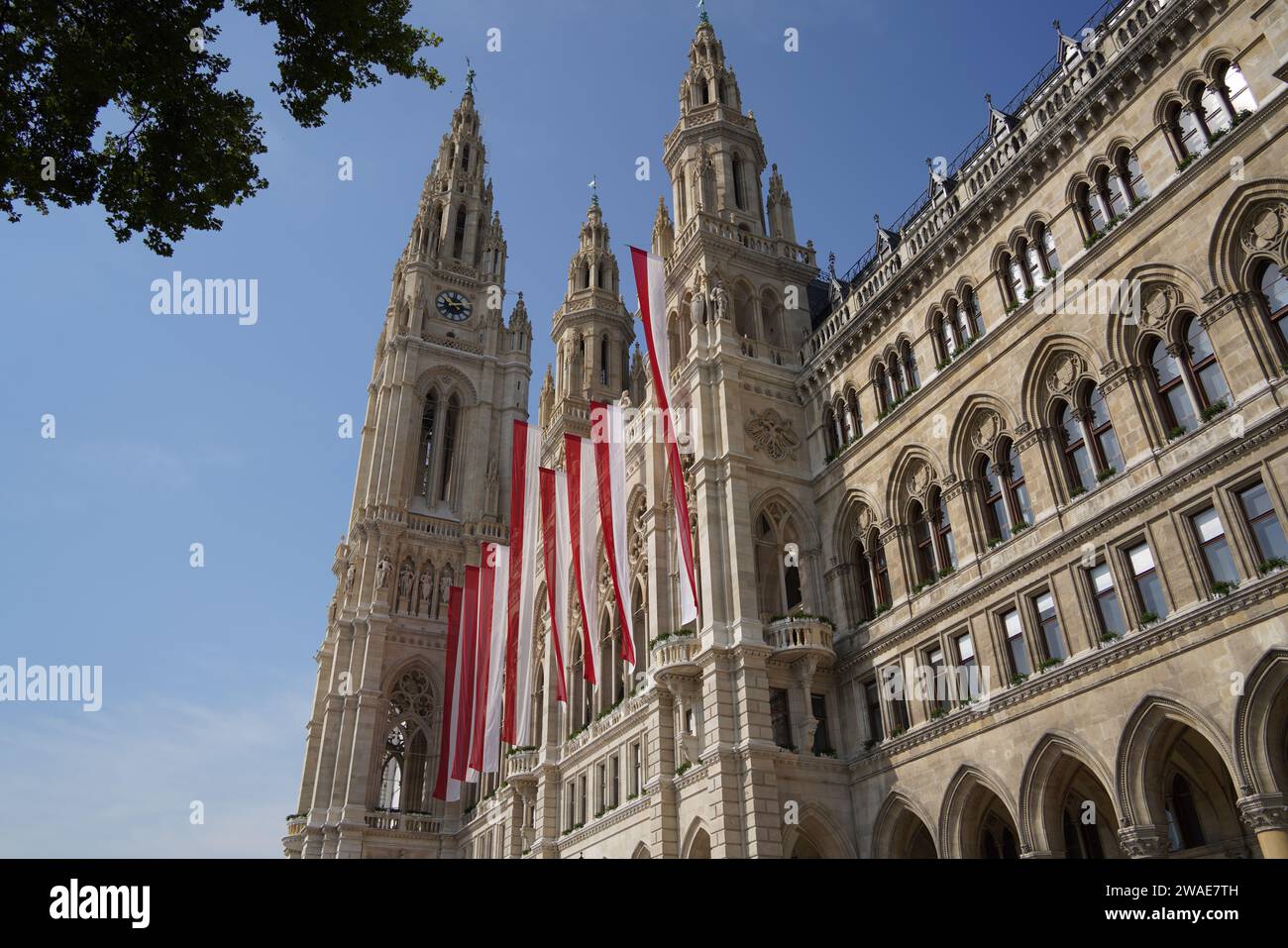 Vienna government building hi-res stock photography and images - Alamy