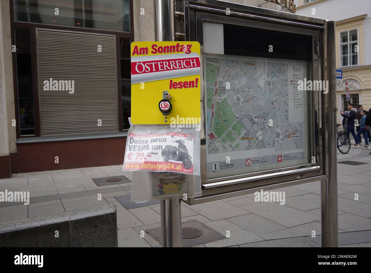 Vienna maps hi-res stock photography and images - Alamy