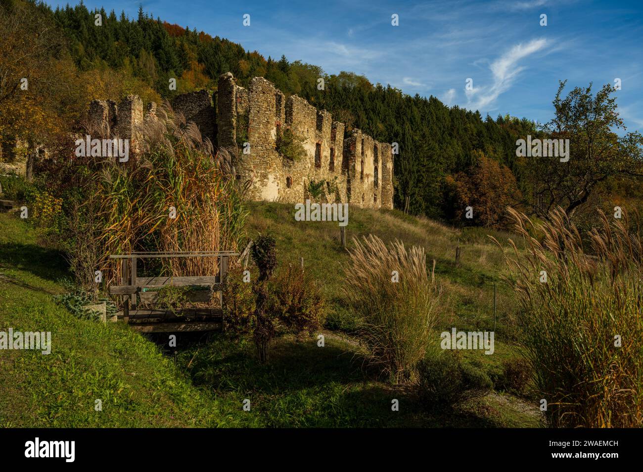 Magnificent buildings hi-res stock photography and images - Alamy