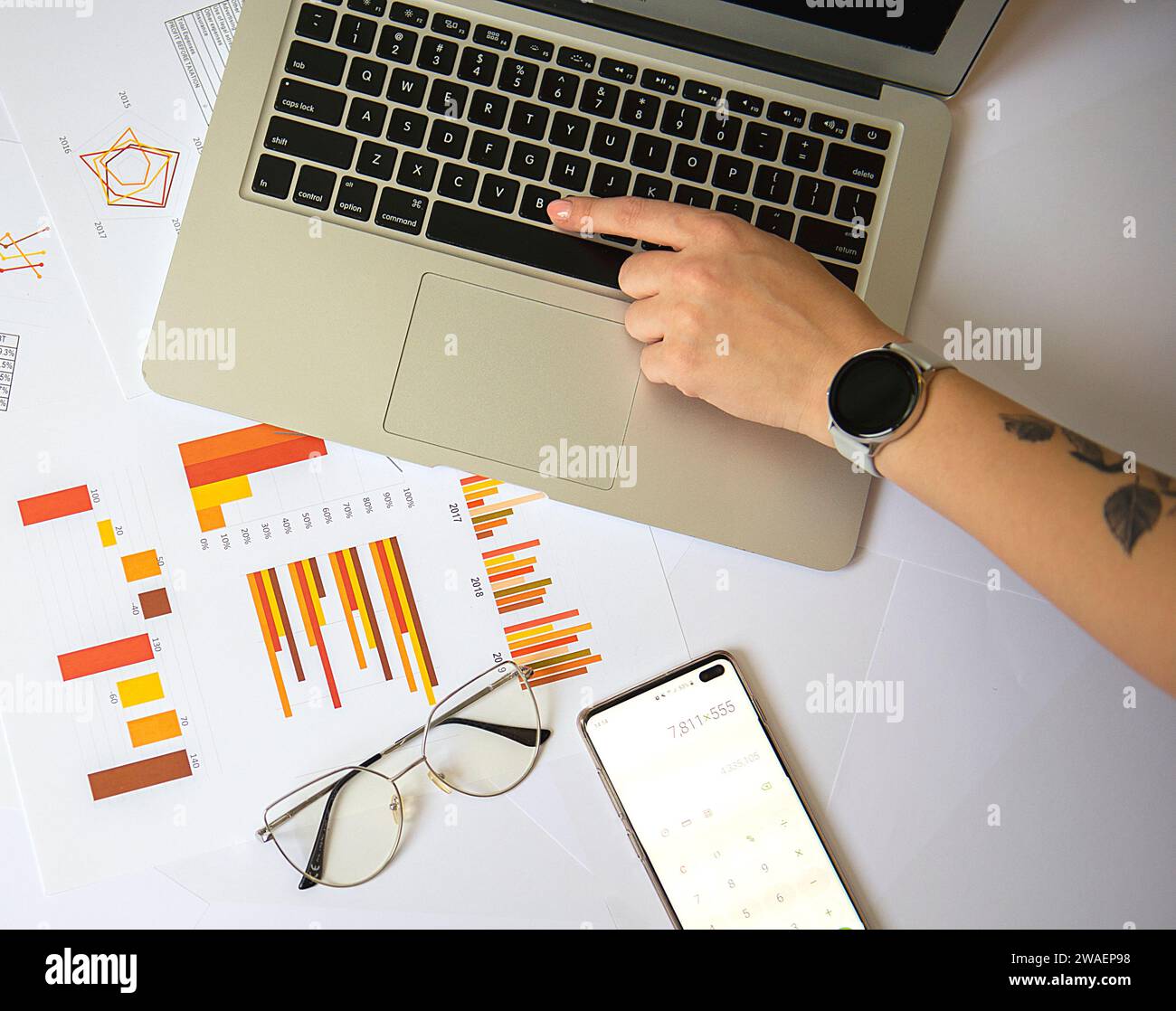 Workstation typing hi-res stock photography and images - Alamy