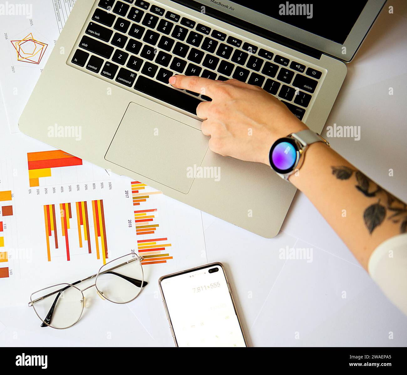 Workstation typing hi-res stock photography and images - Alamy