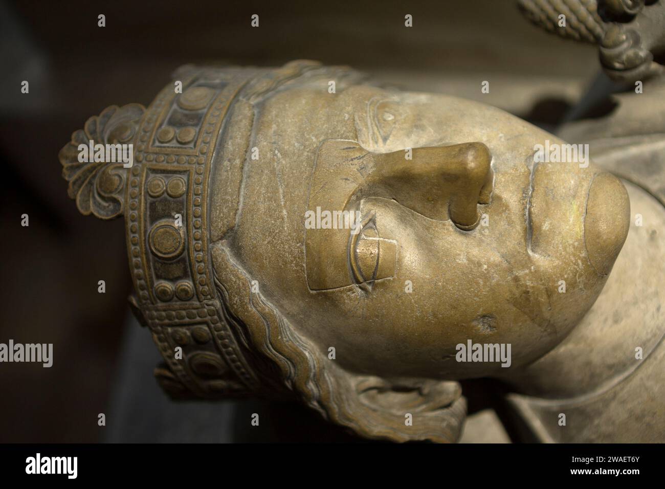 Tomb richard lionheart rouen cathedral hi-res stock photography and ...