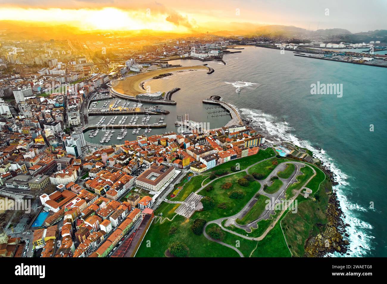 Gijon beach hi-res stock photography and images - Alamy