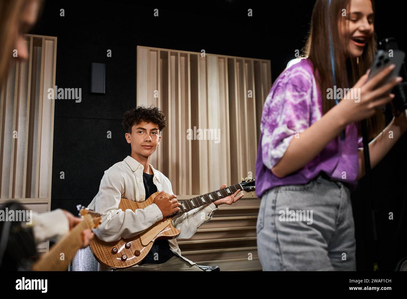 Musical artistry hi-res stock photography and images - Alamy