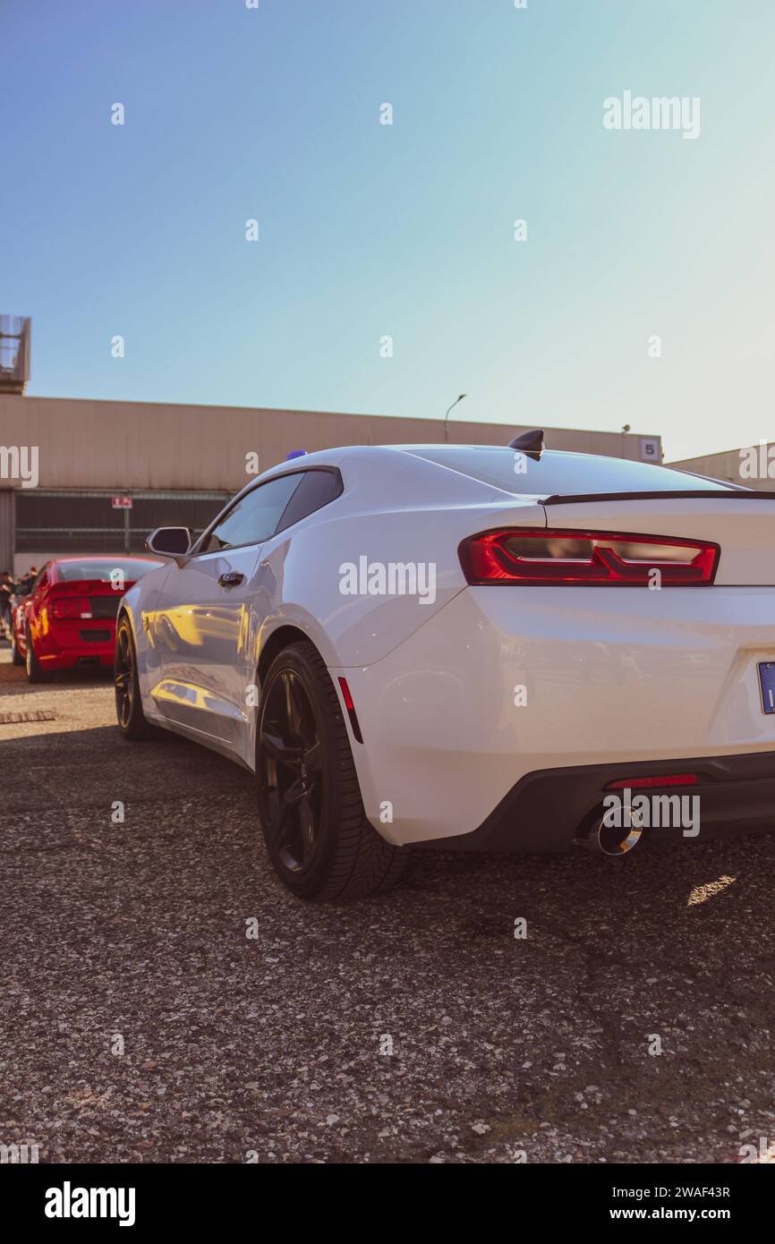 White Chevrolet Camaro SS 2017 Stock Photo - Alamy