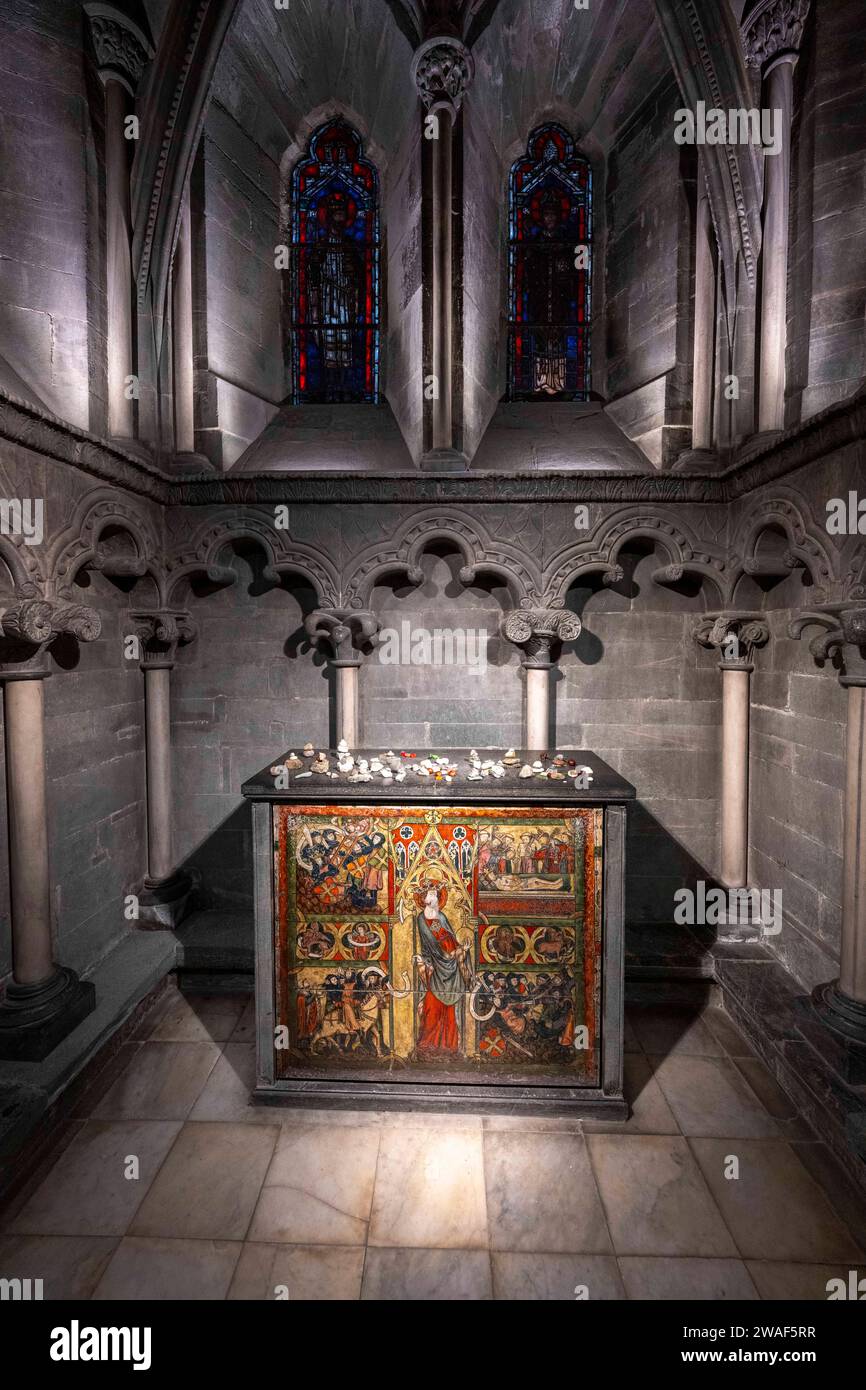 Detail of one of the secondary altars in one of the wings of the Nidaros cathedral building ...