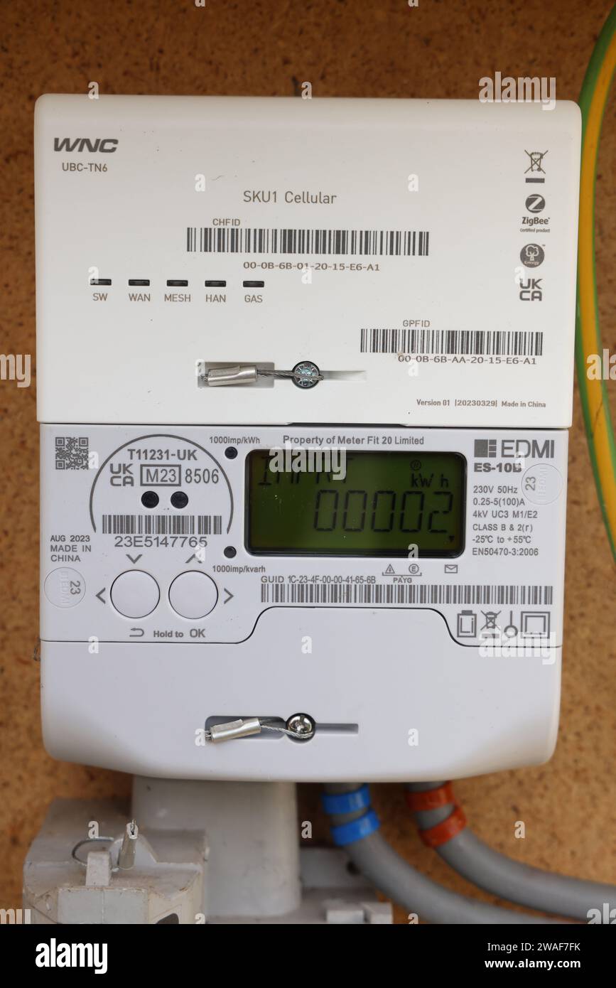 Smart meter installation hi-res stock photography and images - Alamy