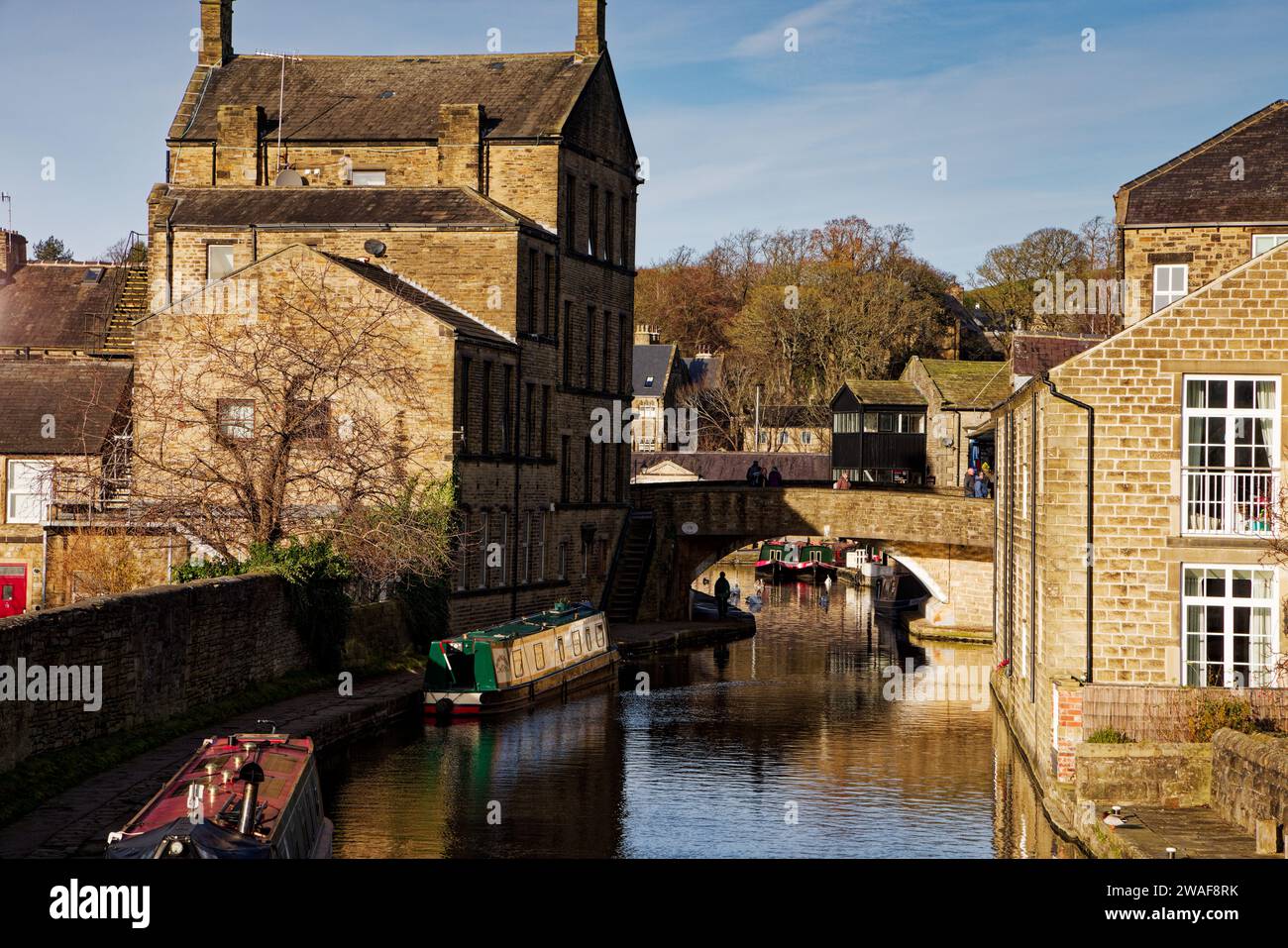 Skipton canal bridge hi-res stock photography and images - Alamy