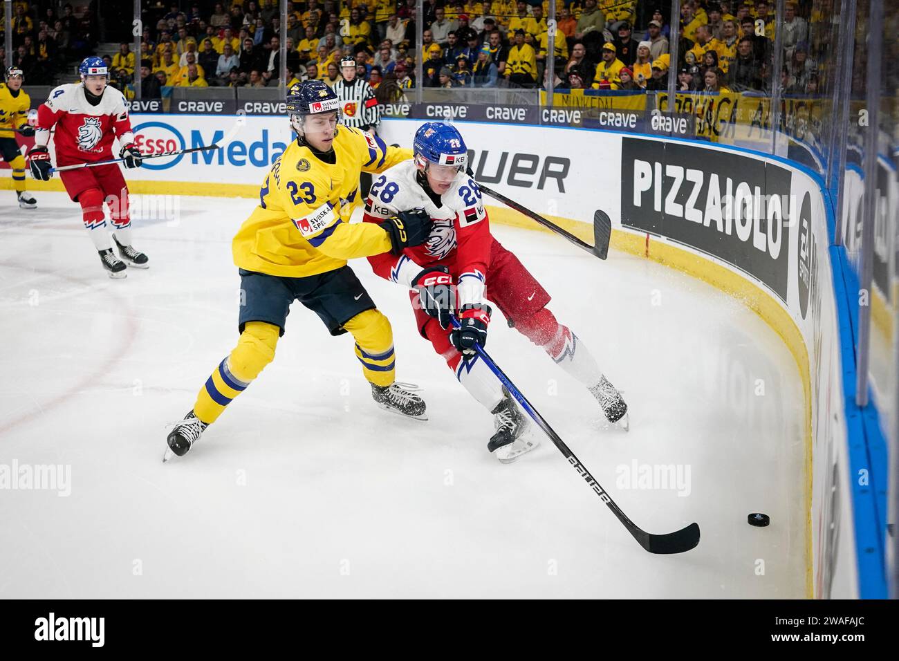 GOTHENBURG, SVERIGE 20240104Sweden's Jonathan Lekkerimäki (#23) and ...