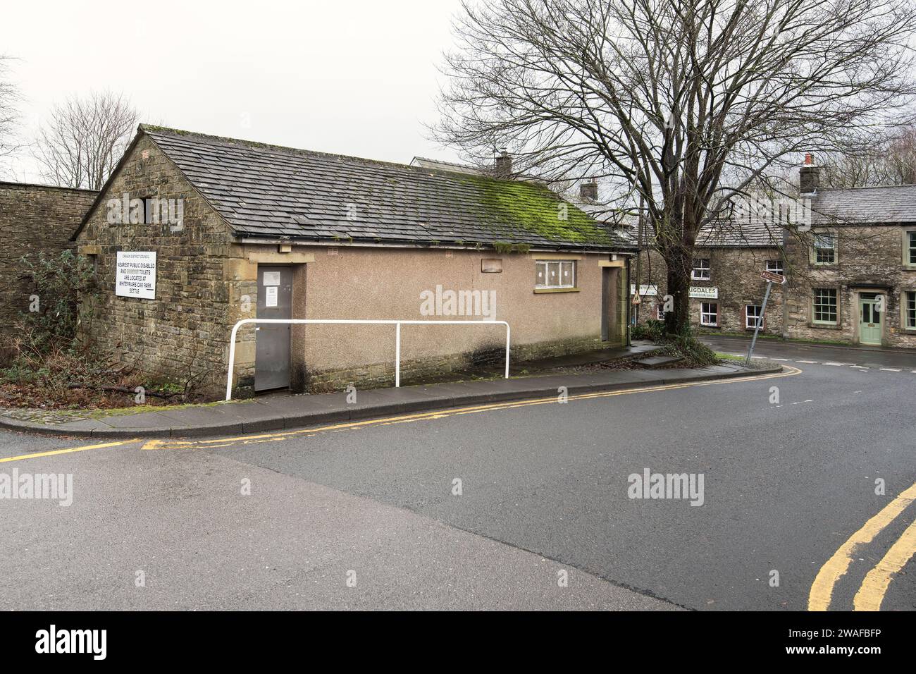 Old public toilets ashfield settle ashfield car park former toilets hi ...